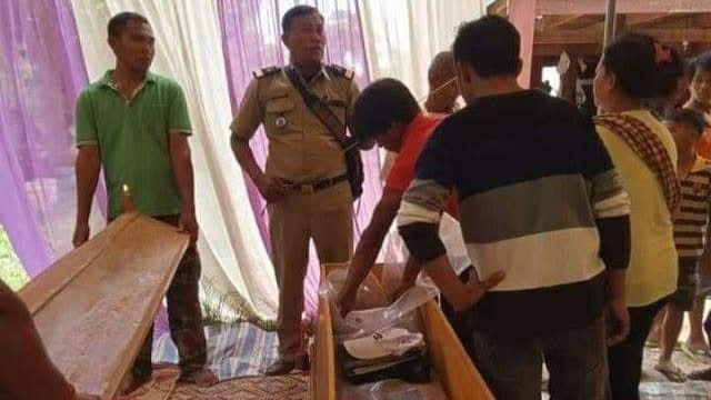 ដោយសារស្នេហា បុរសម្នាក់ដាច់ចិត្តធ្វើអត្តឃាតចង.កសម្លាប់ខ្លួនចោលឪពុកម្តាយ - TNAOT