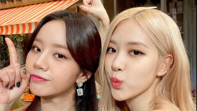 Rosé បានជូនអំណោយជាបាច់ផ្កានៅថ្ងៃកំណើតរបស់ Hyeri - TNAOT